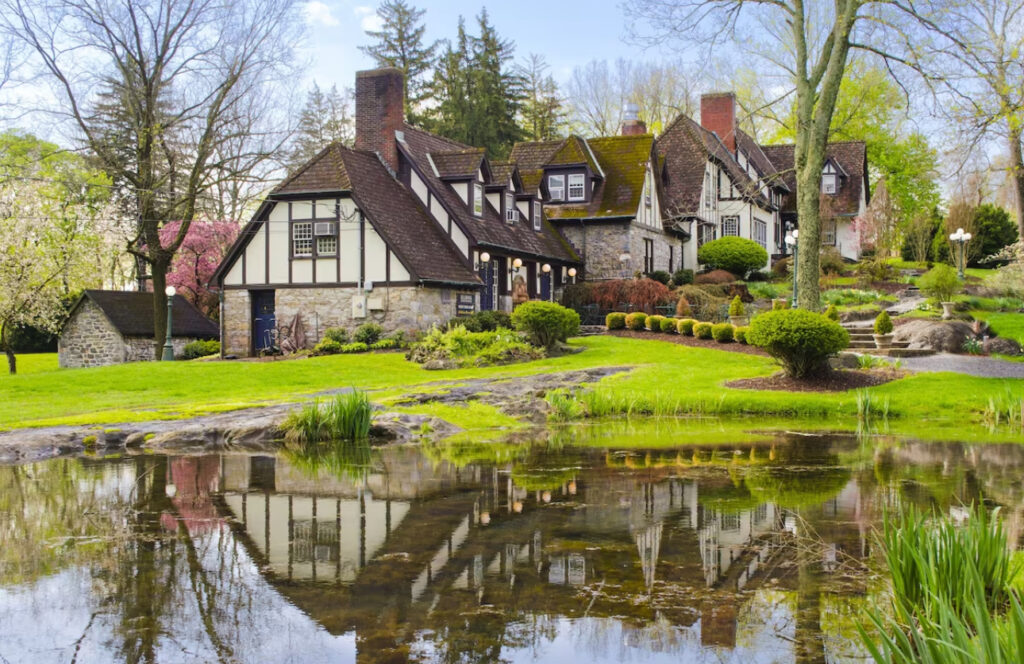 6 Unforgettable Romantic Getaways in Virginia - The Wandering Afro ...